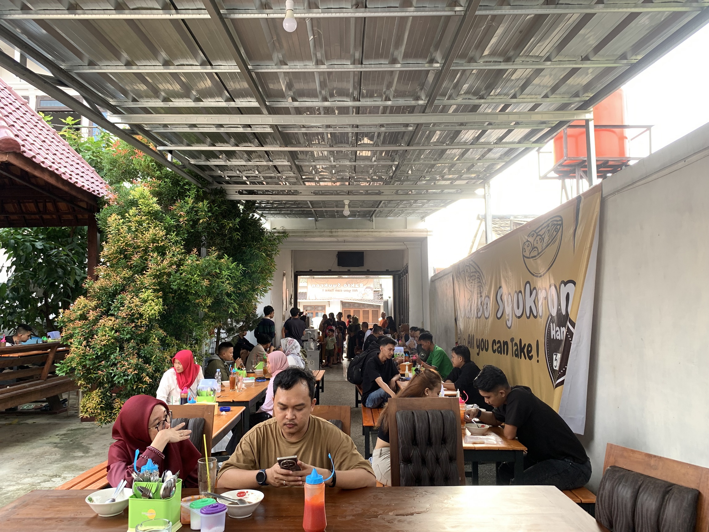 Bakso Syukron : Makan Bakso All You Can Take Sepuasnya di Bandar ...